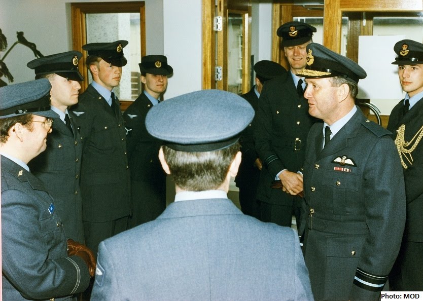 A History of RAF Saxa Vord: AOCs Inspection 1996 – AVM CR Spink