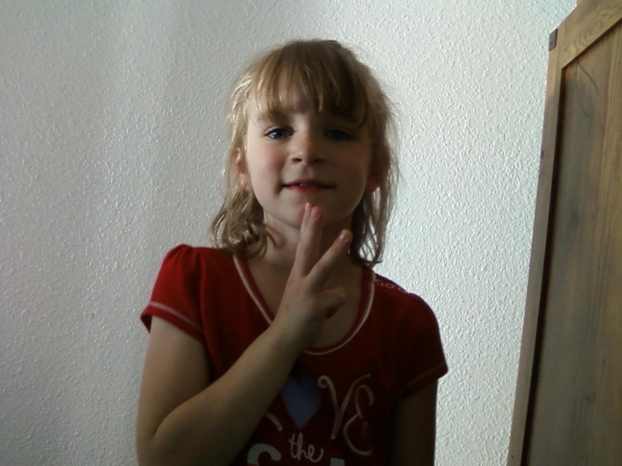 Renee's Workshop: ASL word of the day...Watermelon