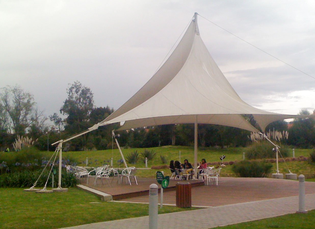 CARPAS Y CUBRIMIENTOS C&C LTDA: CARPAS CON MEMBRANAS ESTRUCTURALES
