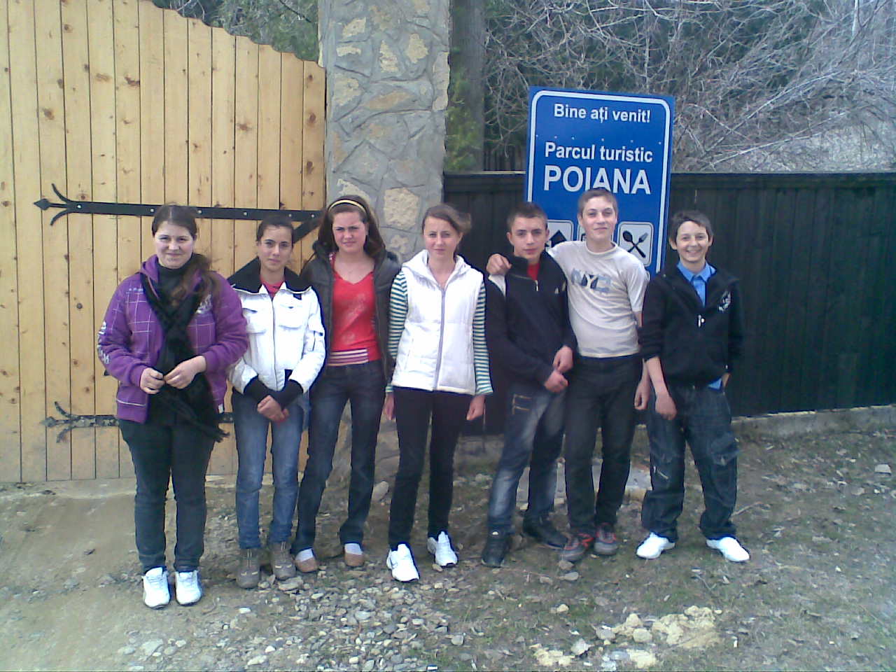 SCOALA CU CLASELE I - VIII POIANA