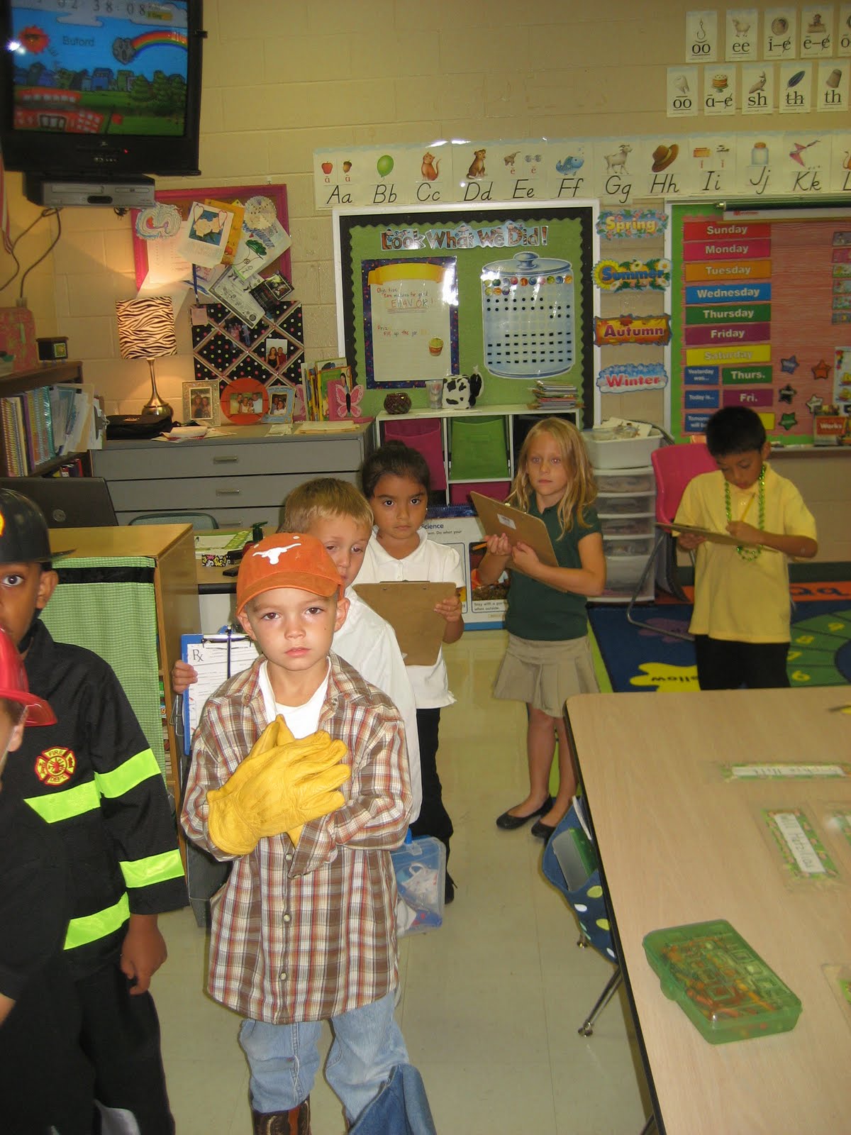 Miss Burnette's Kindergarten Class: Community Helper Parade