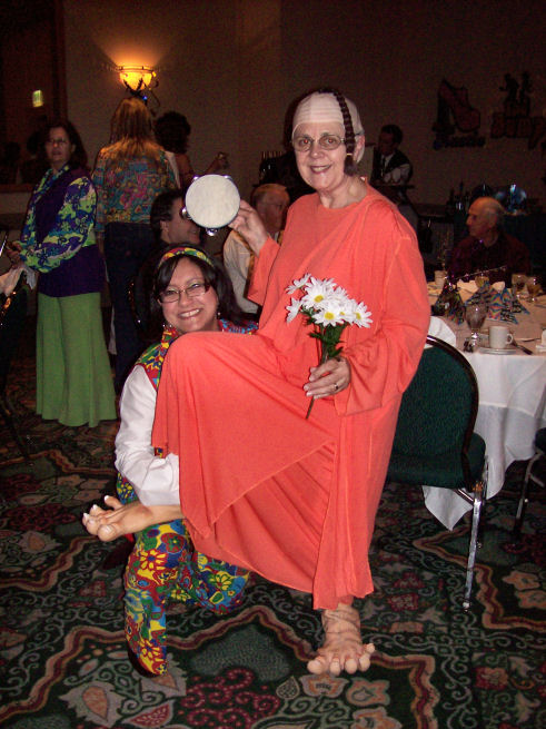 Titere con Bonete: Sock it to Me Baby!!! A Blast from the Past