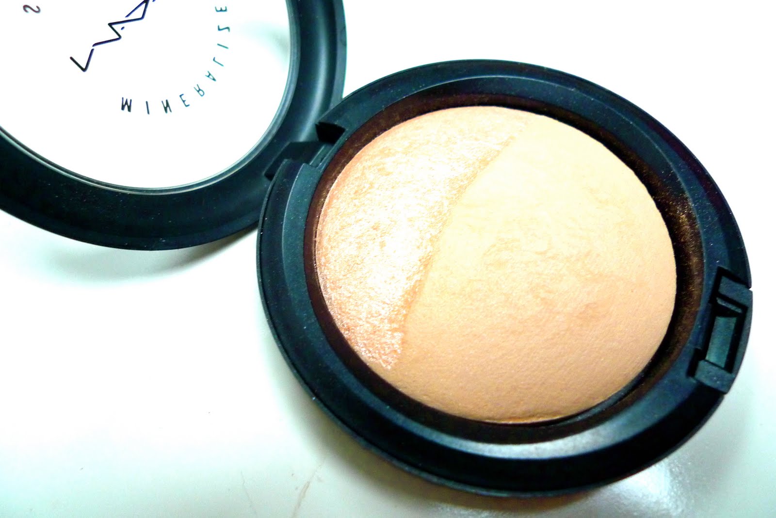 winnietsuii: MAC MSF + Cream Color Base + Inter-View and FOTD