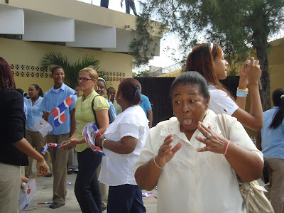 vickiana valenzuela: Personal y estudiantes de IPOPSA