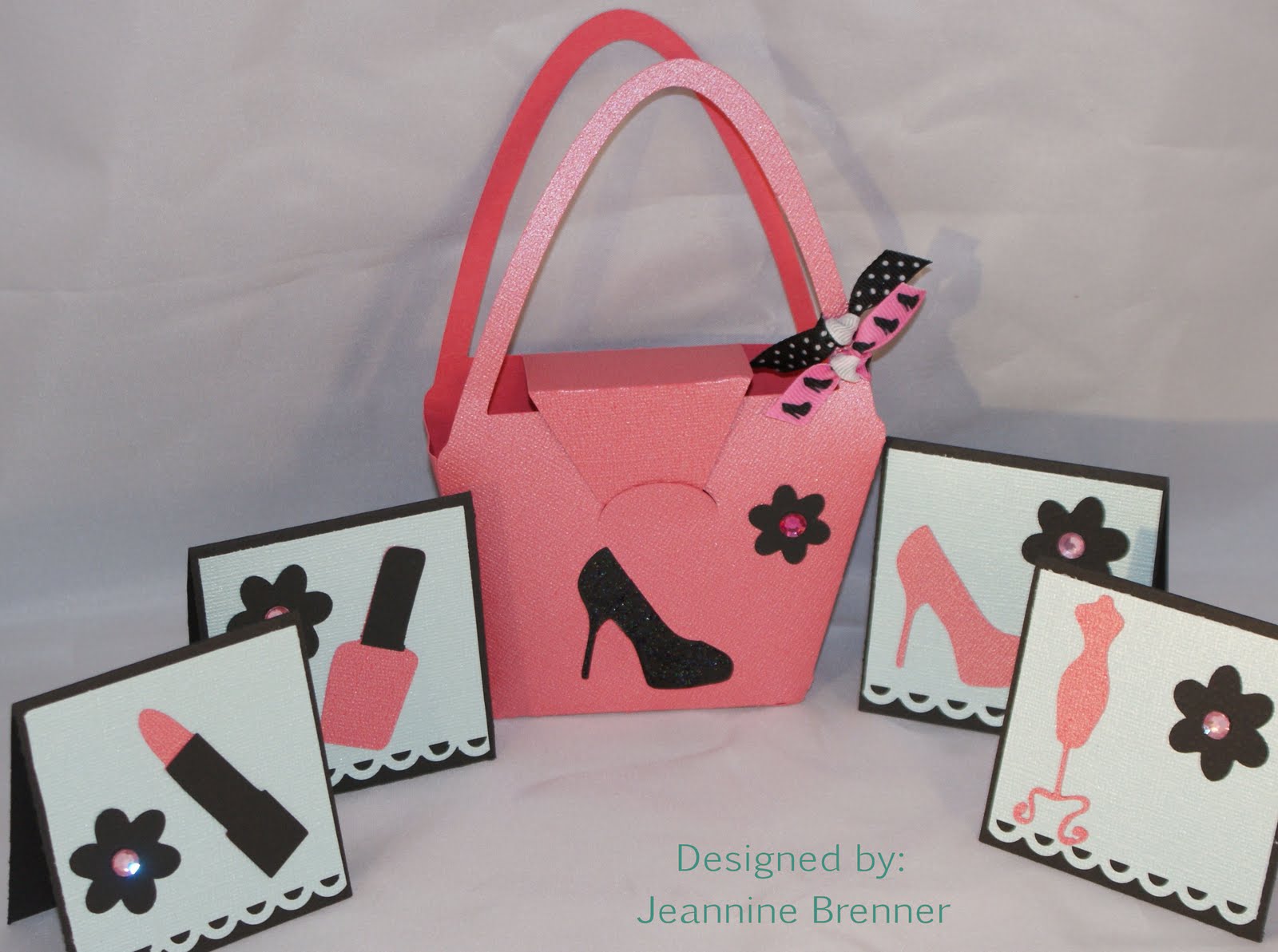 Just doin' what I LOVE: Forever Young Purse and Note Cards!