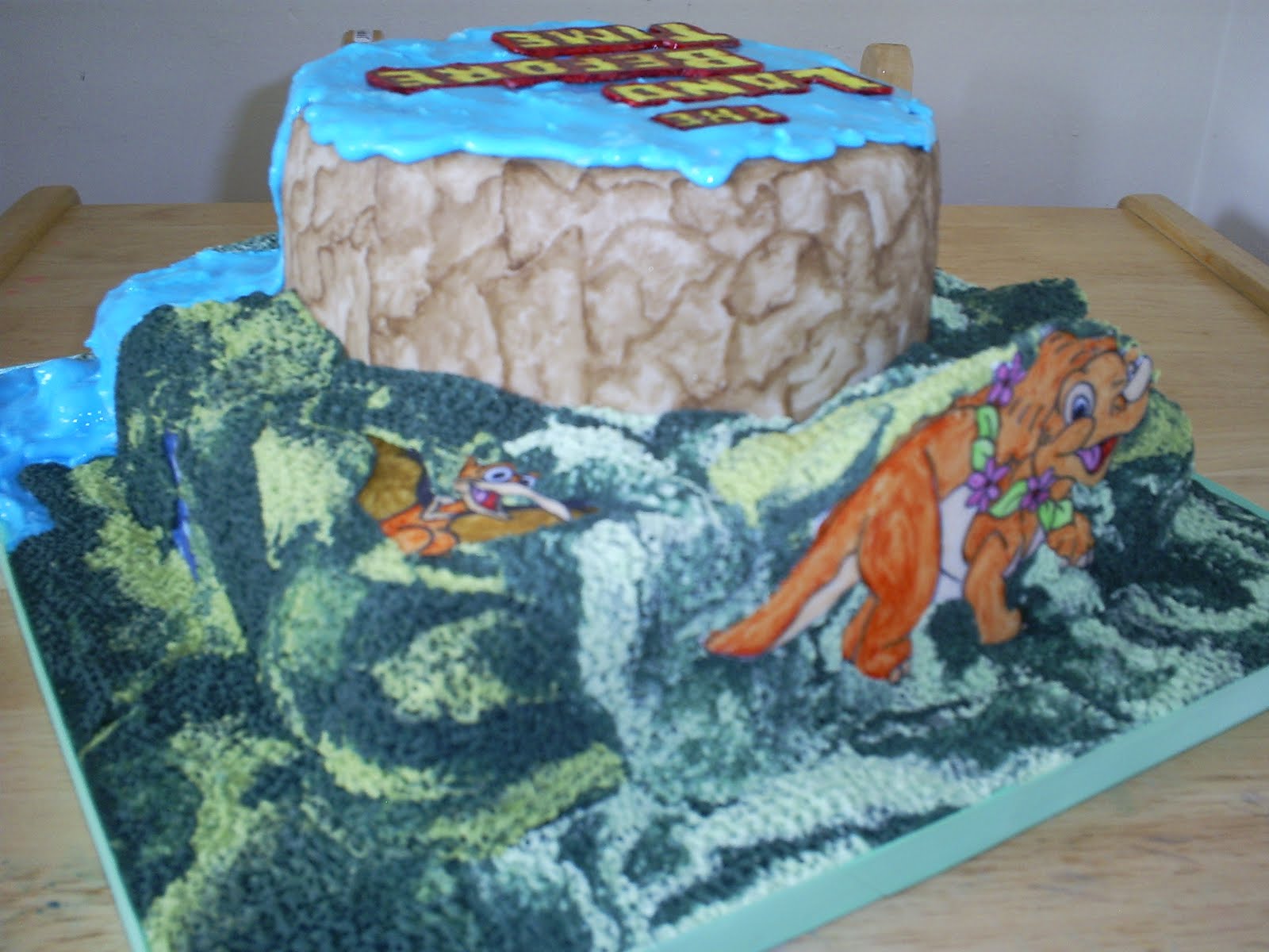 Sue's Cakes: Land Before Time Birthday Cake