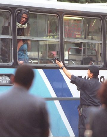 JF: 10 anos do assalto ao ônibus 174