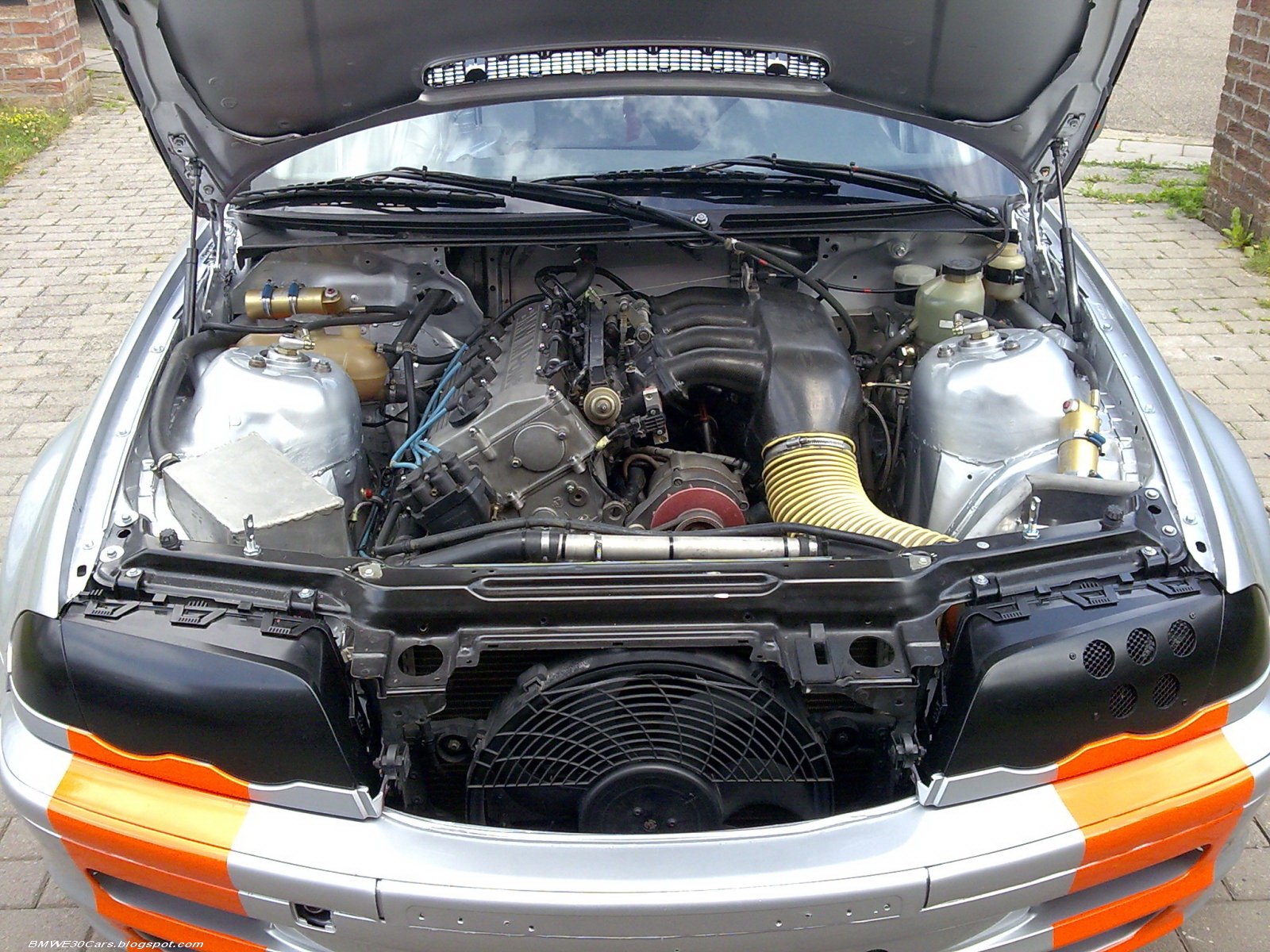 BMW E30 CARS: BMW E46 with E30 M3 S14 engine