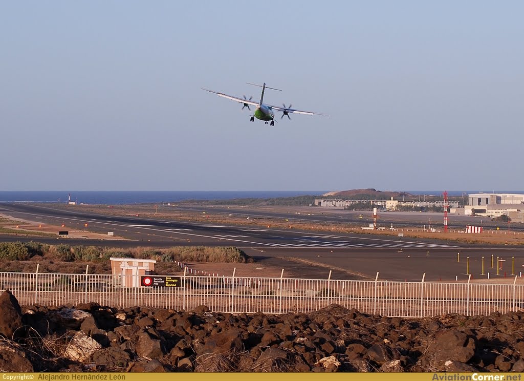 Aviation and simulation: Cross Wind GCRR GRFV GCLP