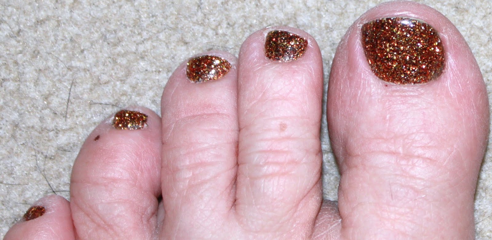 Nails By Sydney: Introducing Glitter Toes