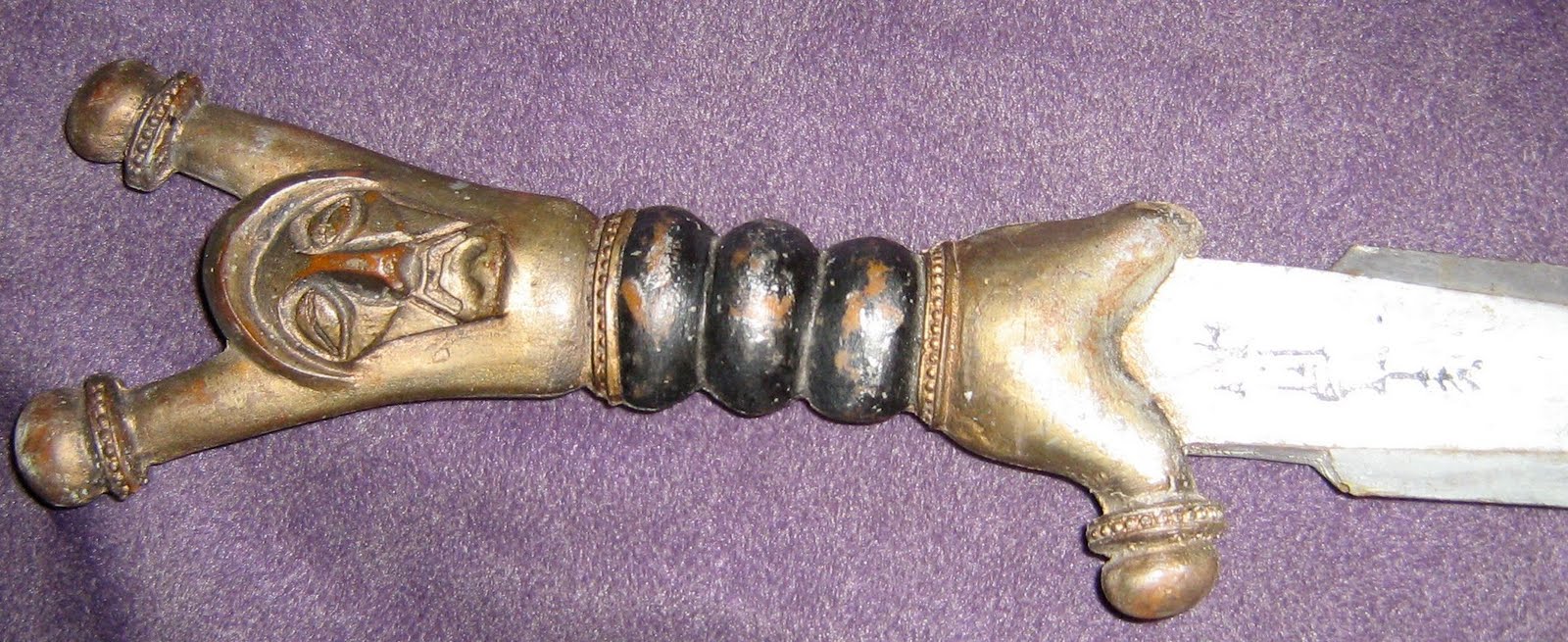 Swords and Sandals: Sumerian Sword from "Faith," "Descent" and ...