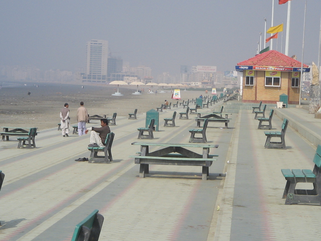 Beautiful Places: Karachi Beach