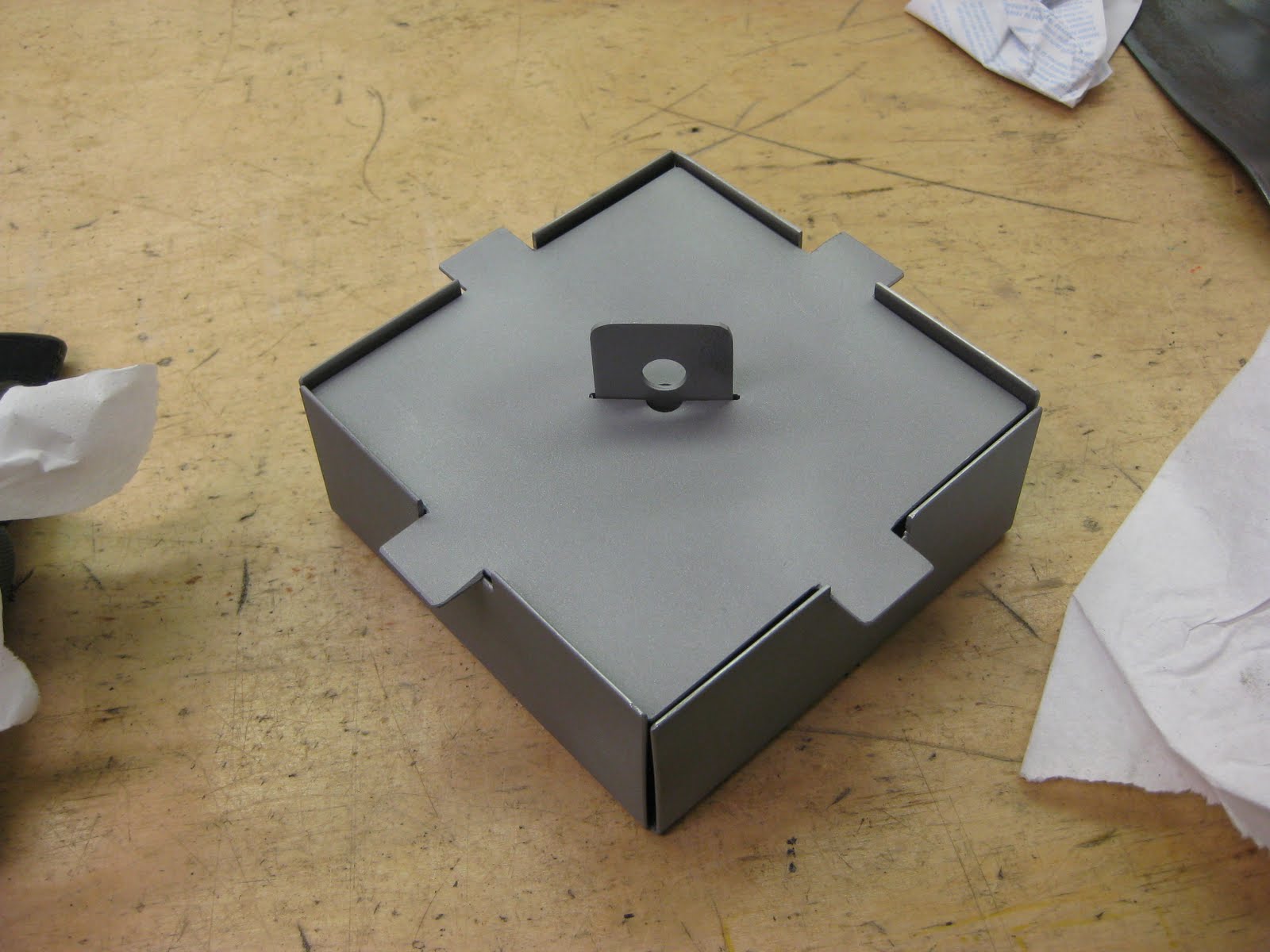 stephenslachta design: steel lock box