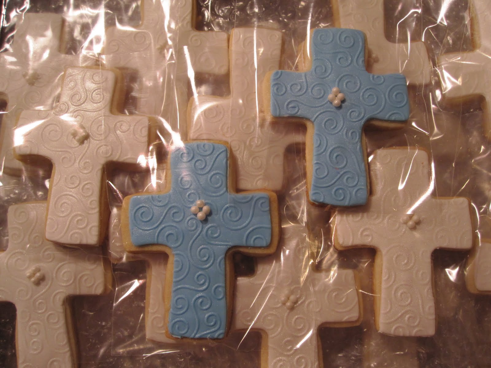 Sweet Spot Blog: Cross Cookies!
