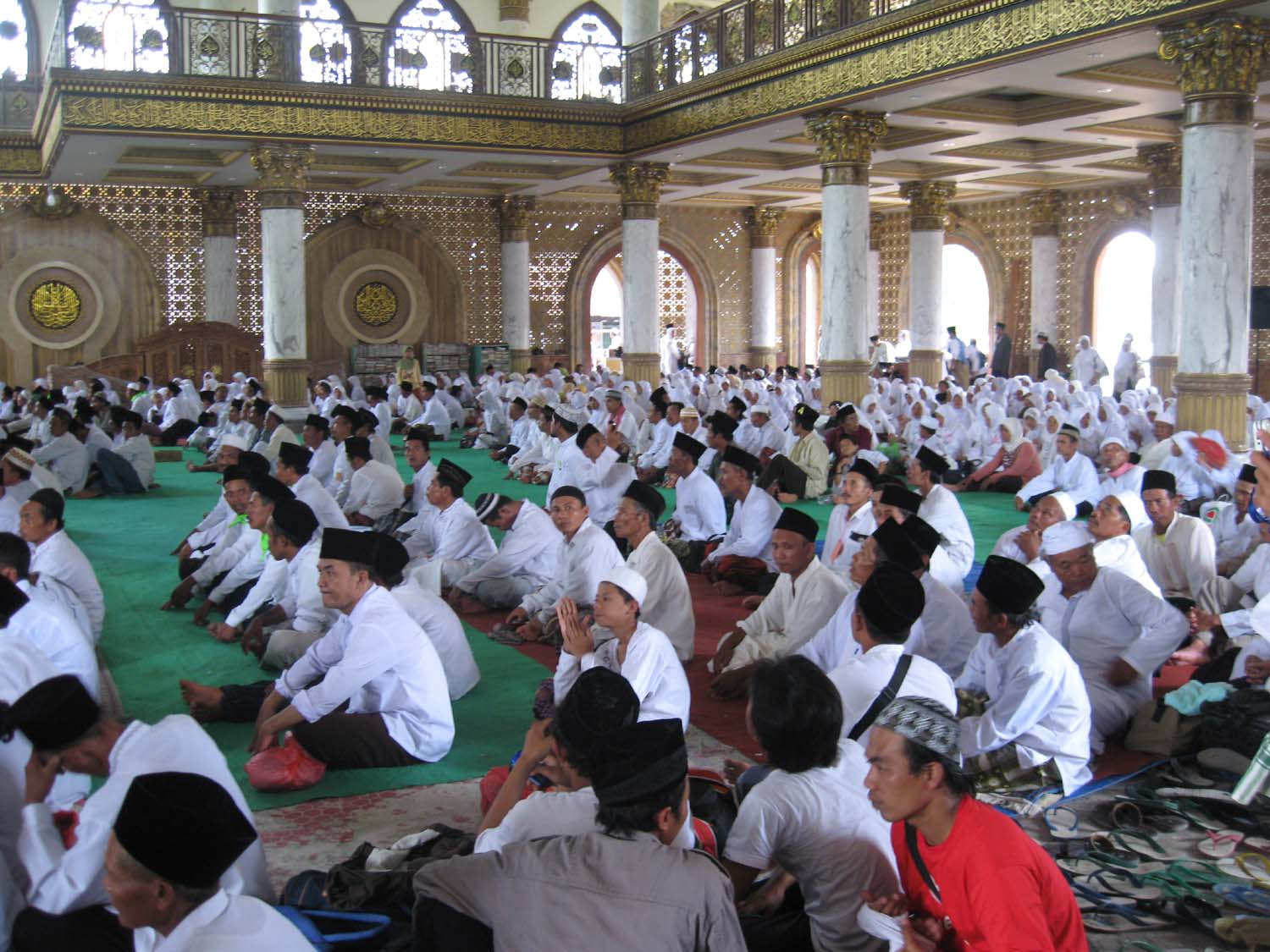 Mustaghitsu Al-Mughits: Galery