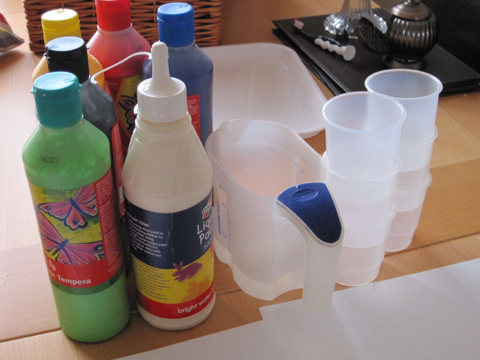 TheMadHouse: Children's Craft Showcase - Painting