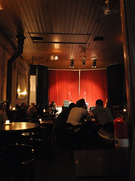 Beer Bar Band: Bar – Wesley Anne, Northcote