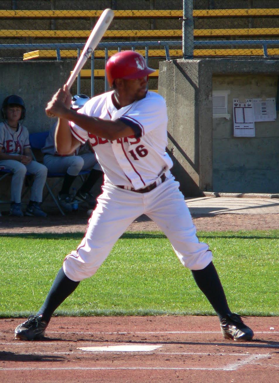 Victoria Seals Baseball Blog: Ex-Seal Tim Rodriguez traded to CornBelters