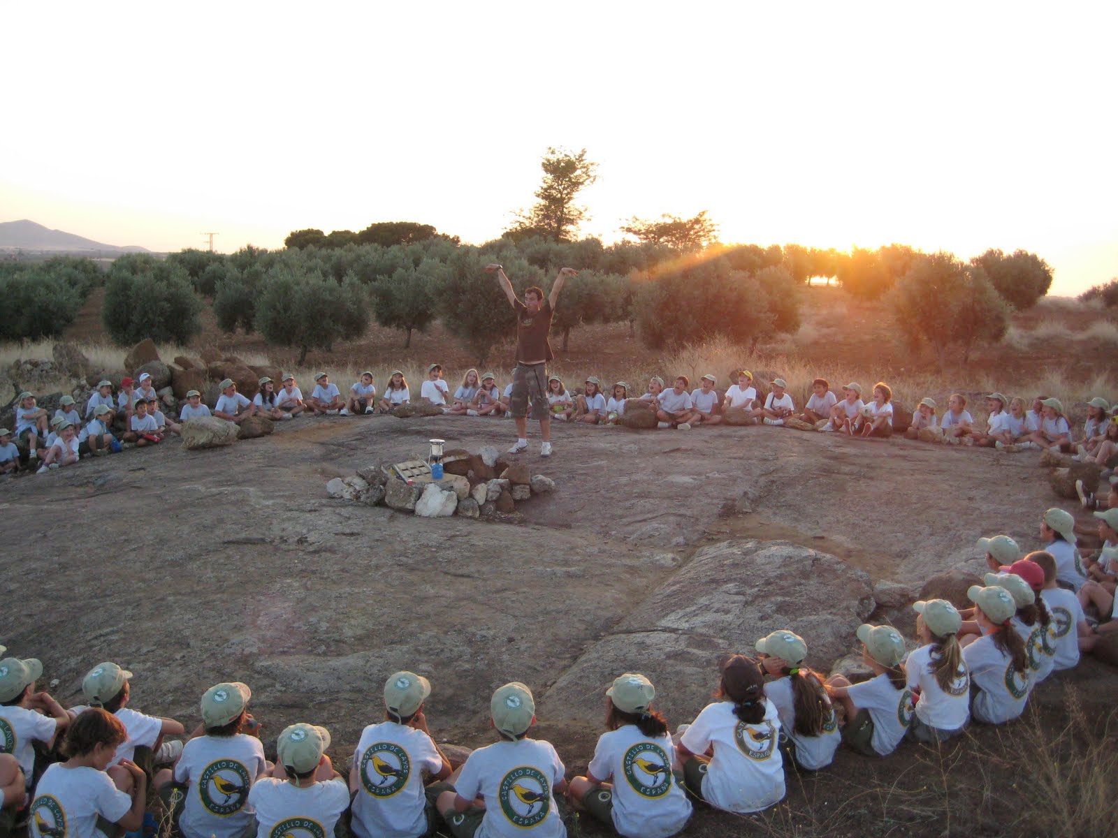 Layos Camp : LAYOS CAMP EN TOLEDO. ACAMPADA