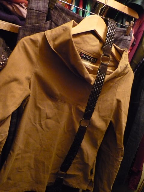 Ephemera: How I Build an Outfit, Sheila Style