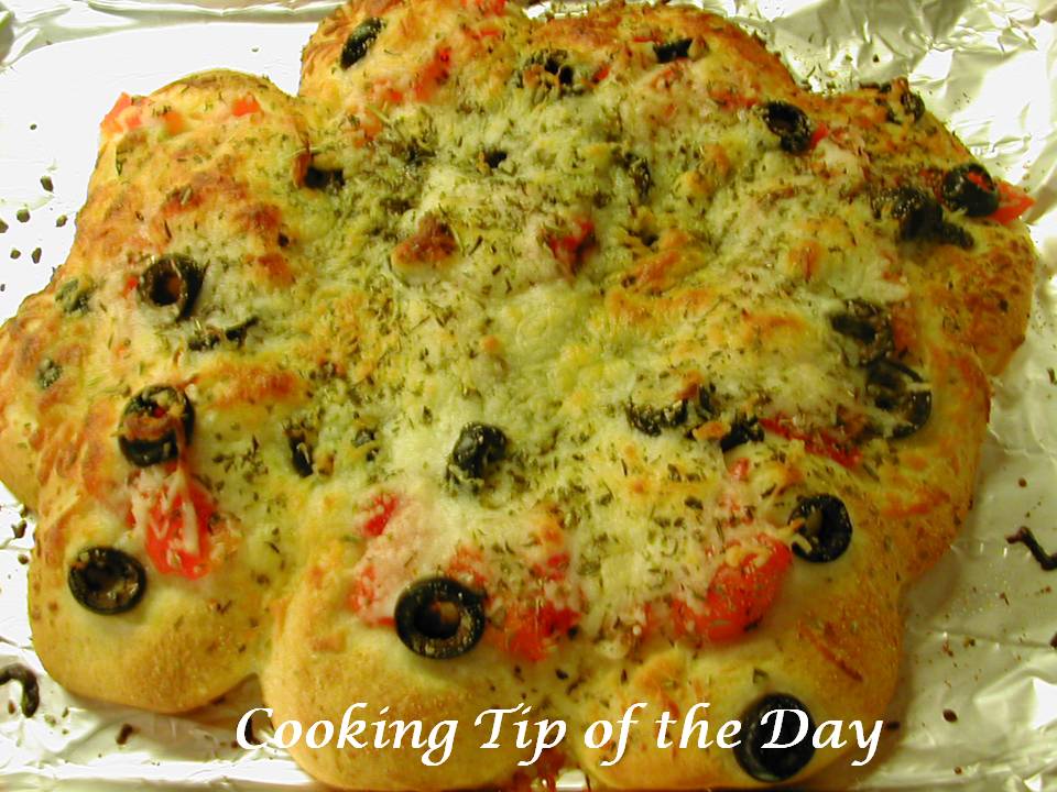Cooking Tip of the Day: Recipe: Roasted Red Pepper Biscuit Pull-Apart