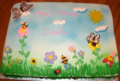 D's Cookie Jar & More: Flowers and Bugs Girly Cake