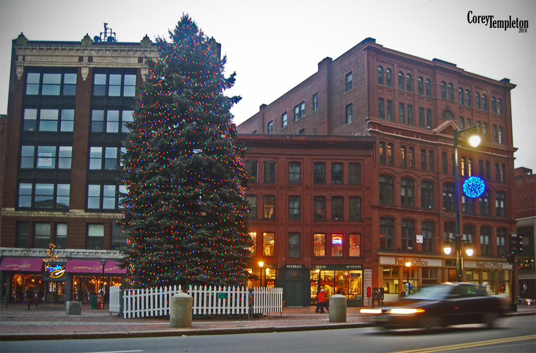 Corey Templeton Photography: Monument Square, Late November