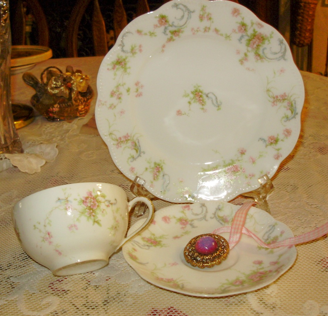 Martha's Favorites: TEA CUP TUESDAY NO. 27!