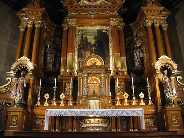 BE AN ANGLICAN WHEN YOU ARE!!!: High Anglican Altar's