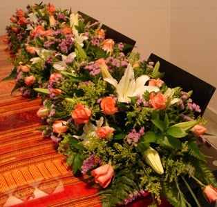 Malaysia Online Florist - Hummingbird Florist Puchong: Flower Table ...