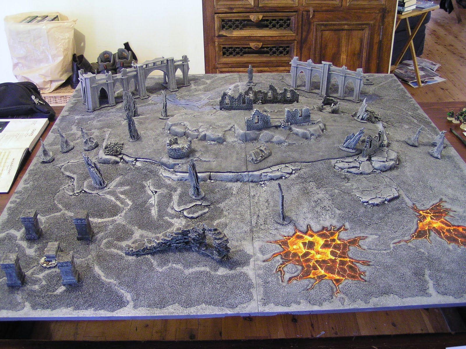 Middle Earth Strategy Battle Game and Warhammer 40k: Battle for the ...