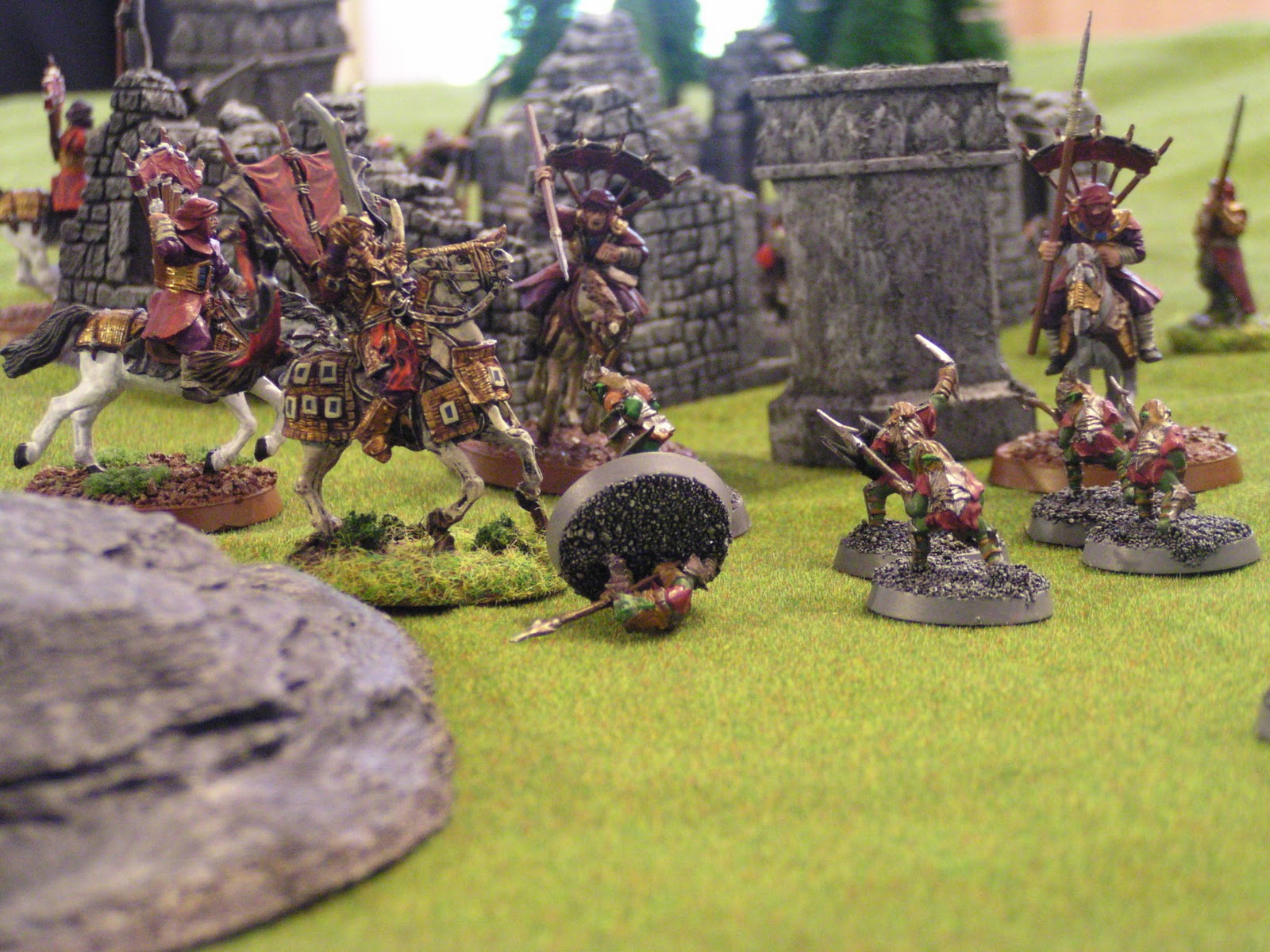 Middle Earth Strategy Battle Game and Warhammer 40k: LotR SBG Battle ...