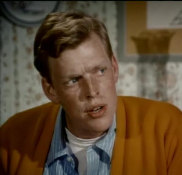 Cinemasochism: Updating Old Sitcoms (An Admittedly Hack Topic)