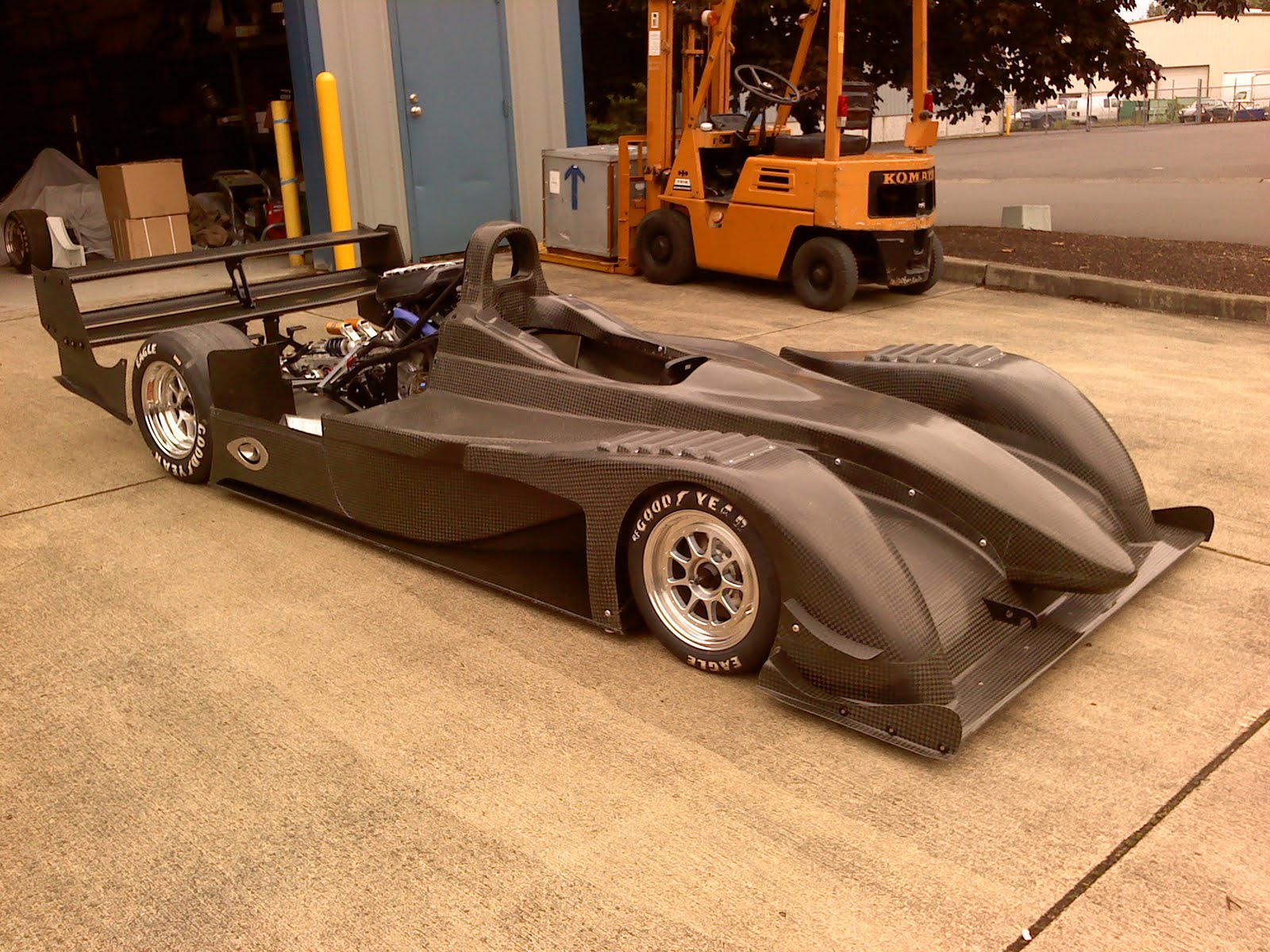 Composite Fabrication: Hayabusa WF1 Stohr