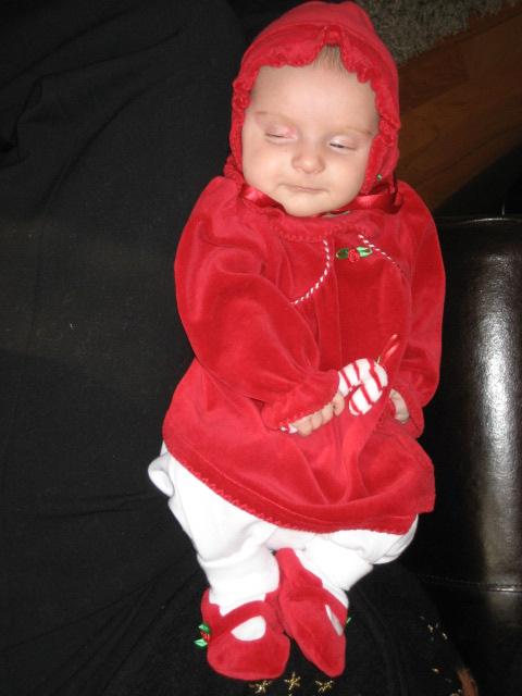 Addison Lilly: Addie is walking!