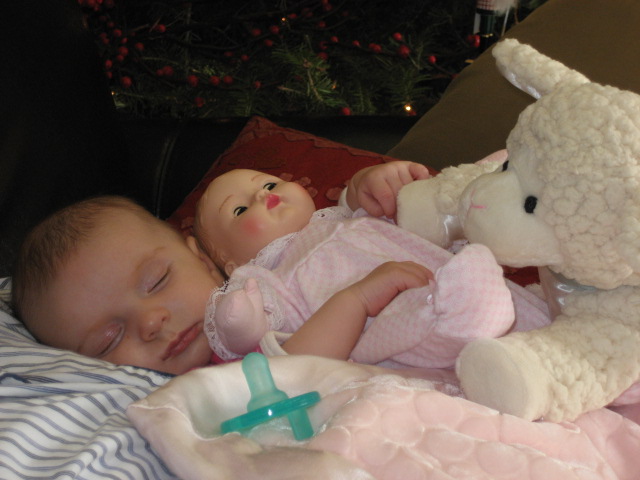Addison Lilly: Addie is walking!
