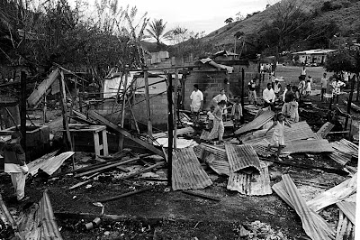 MAS IMAGENES: MACHUCA: UN PUEBLO BAJO EL FUEGO