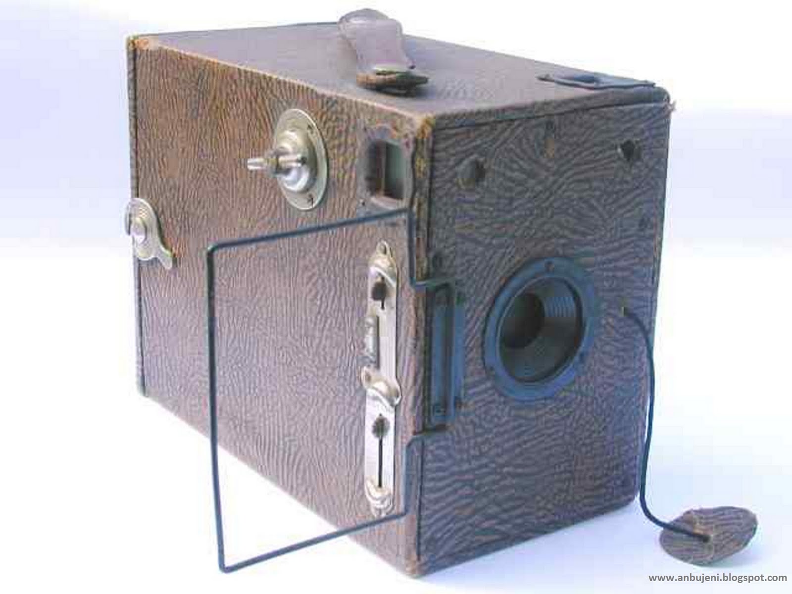 Anbu: Amazing Still Cameras