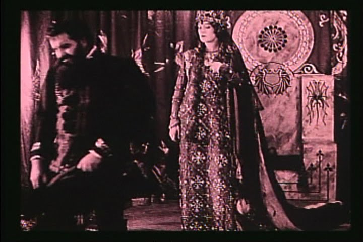 Filmic Light - Snow White Archive: Marguerite Clark as Snow White (1916)