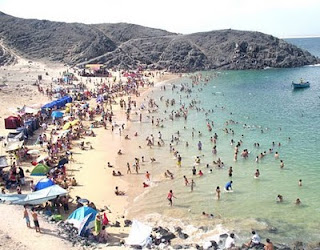 Caleta Colorada: El turismo justifica el nudismo (La Película ...