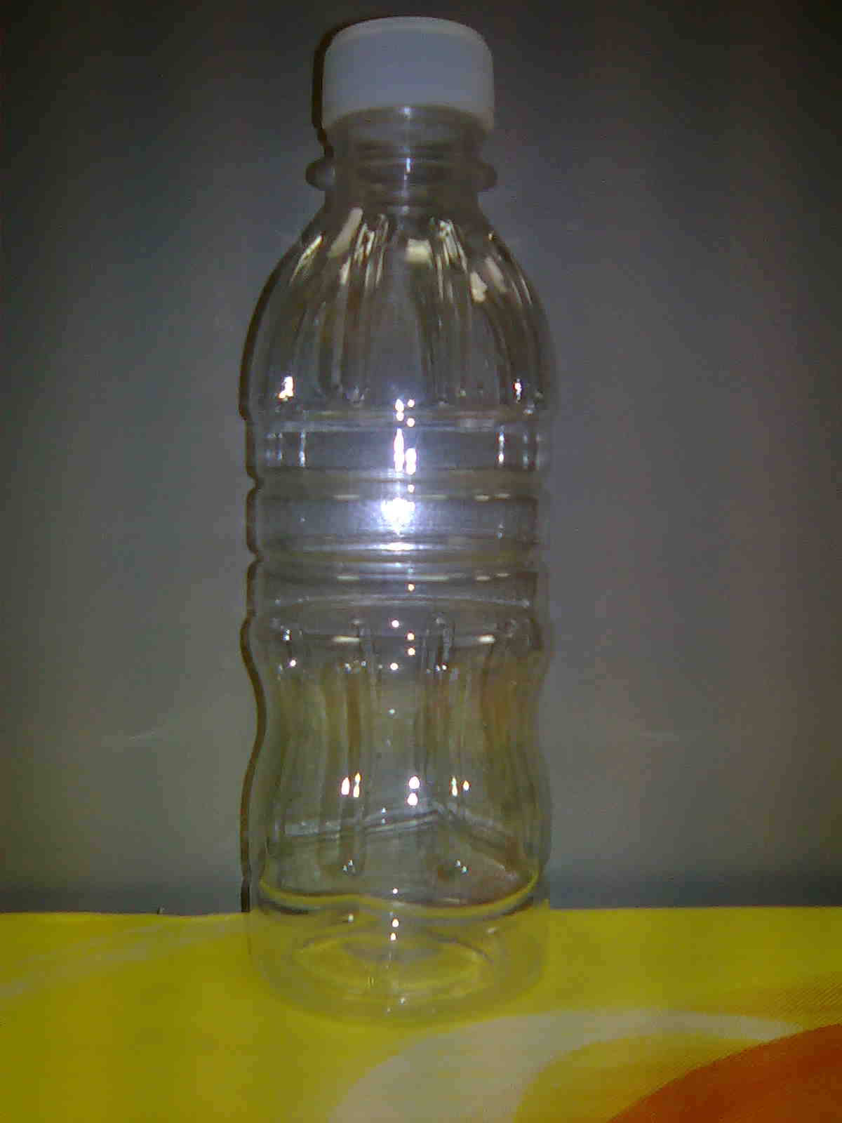 Botol Minuman Plastik