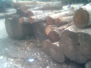 Meubelland: Materials