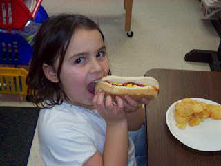 Kindergarten Chronicles: A Kindergarten Blog...: Mrs. Larremore's Class ...