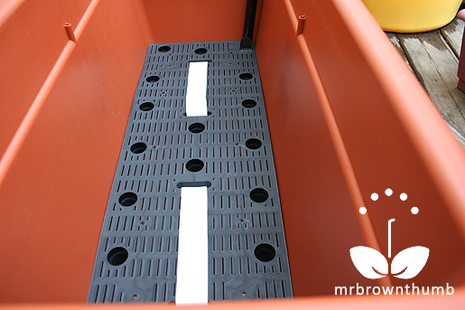 Deluxe Grow Box Self-Watering Planter : MrBrownThumb