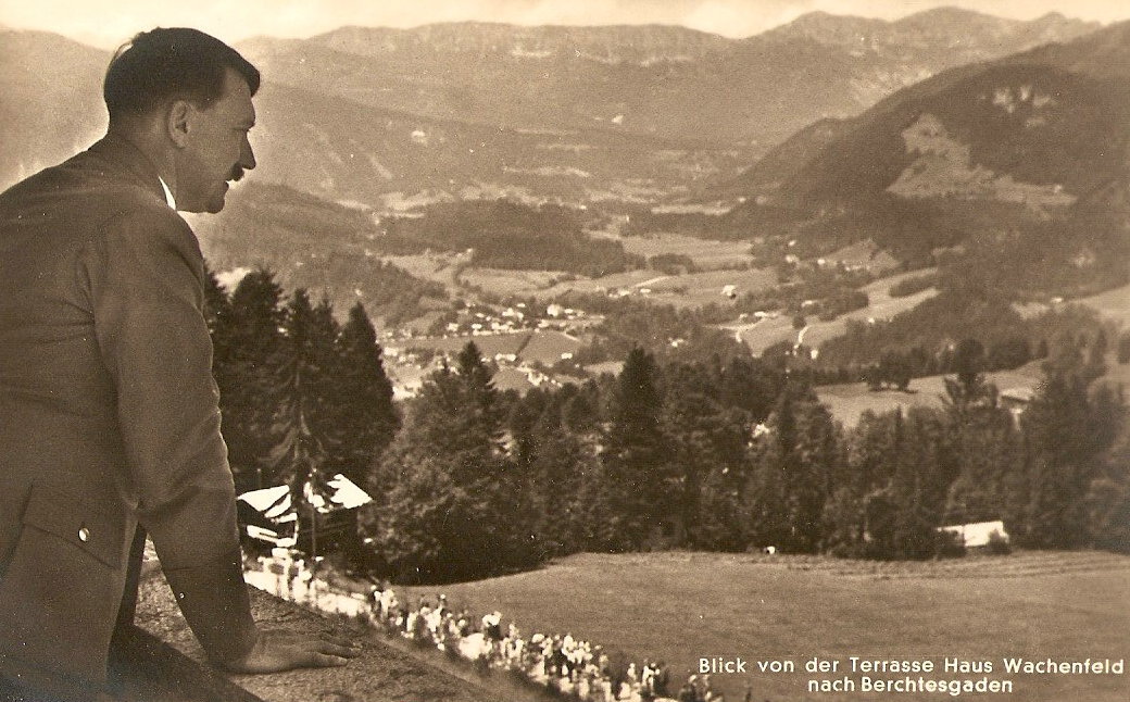 ADOLF HITLER BEST PICTURES: Adolf Hitler Pictures at Berghof