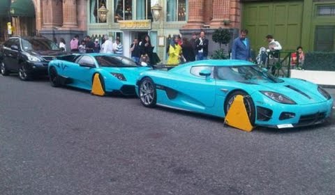 TOOFASTCV: Turquoise Supercar Duo in London!