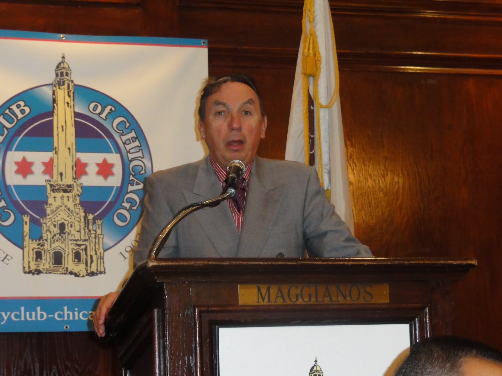 Hindsight : CHICAGO PUBLIC SCHOOLS CEO RON HUBERMAN SPEAKS AT THE CITY CLUB