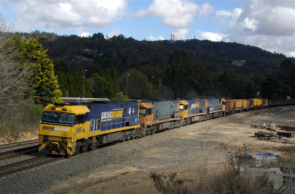 Rollingstock News: Various Steel Trains