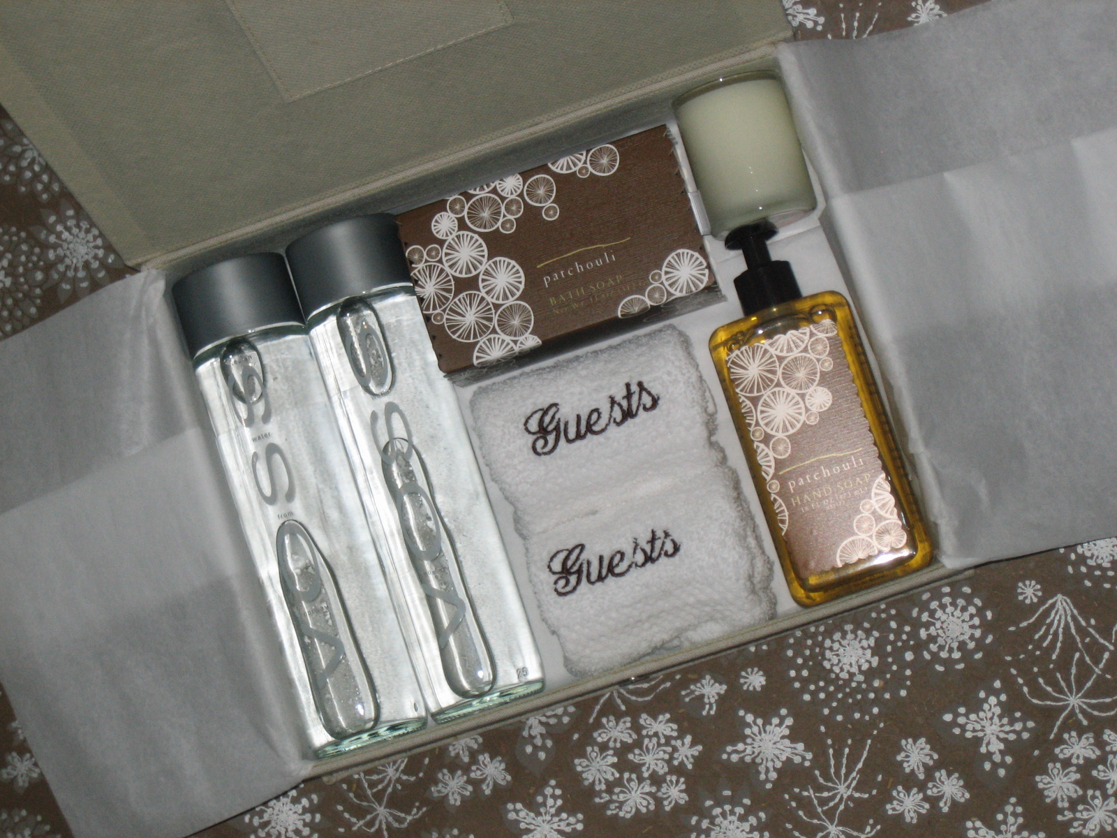 Engage Bridal Collection Atlanta: Guest Room Welcoming Gifts