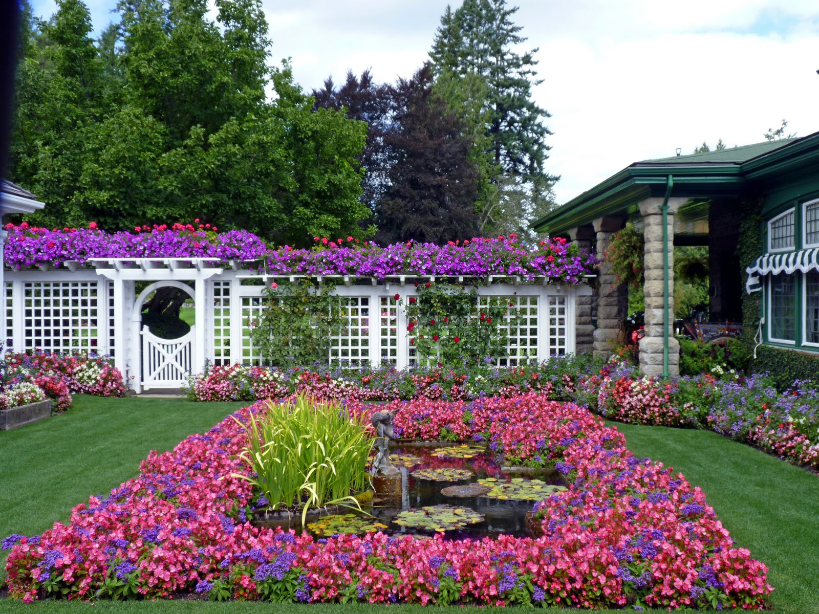Lala’s Food Heaven: The Butchart Gardens